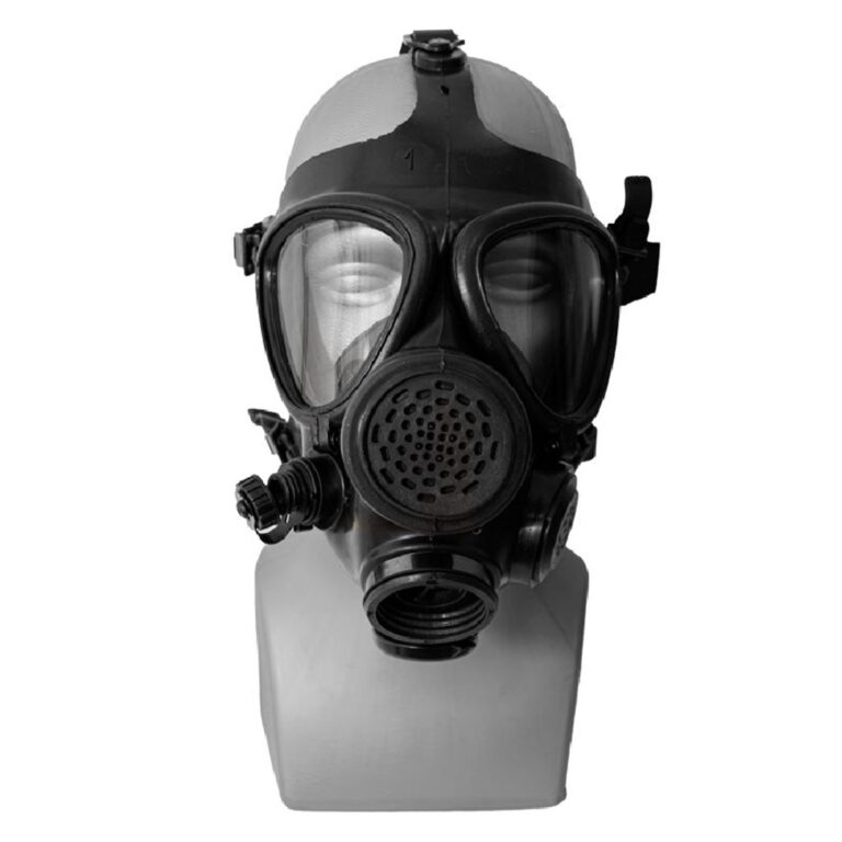 Israeli Military M-15 Gas Mask with Filter and Drinking Tube